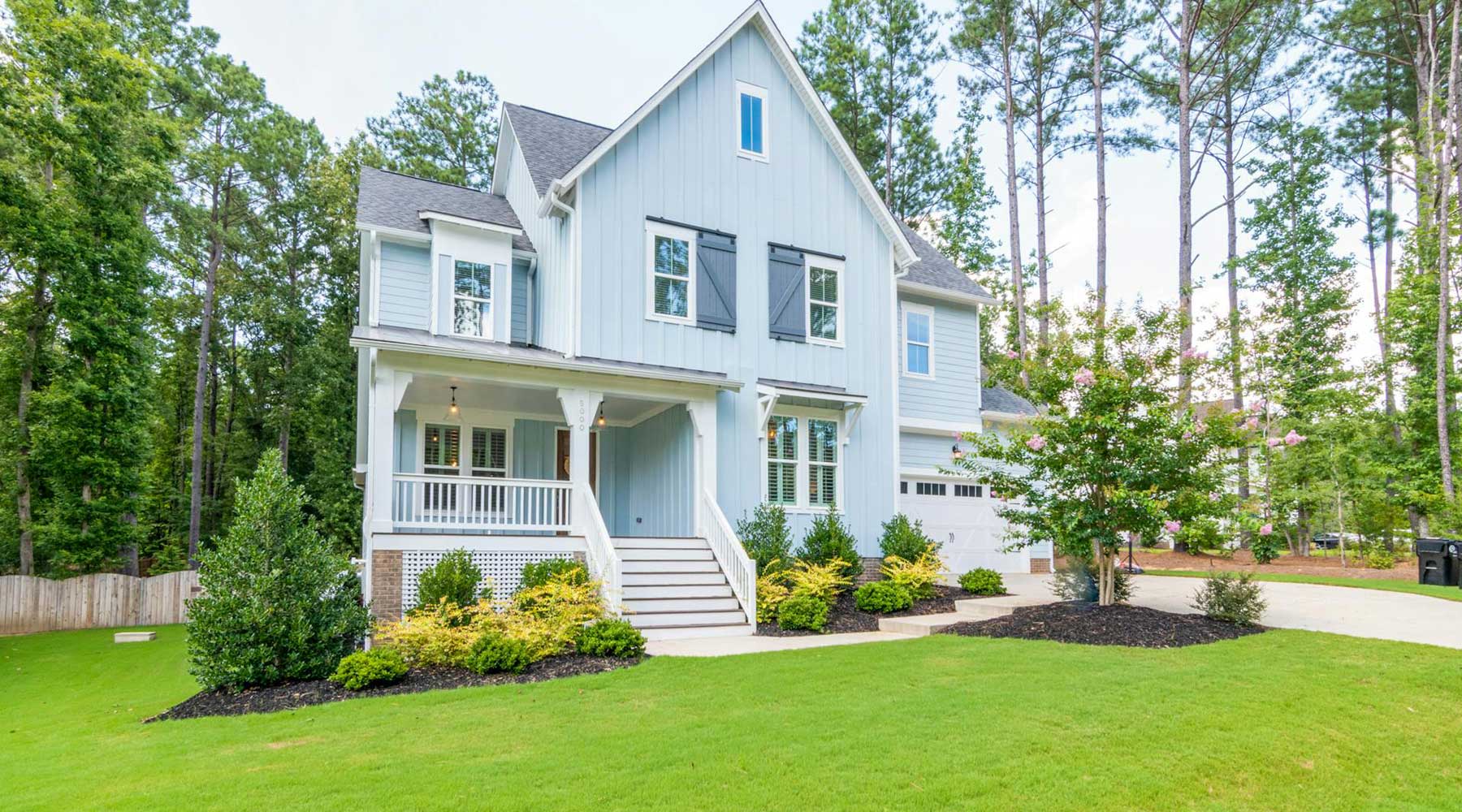 Lawn Care 101: Simple Weekend Projects for a Lush Lawn – Yard Butler